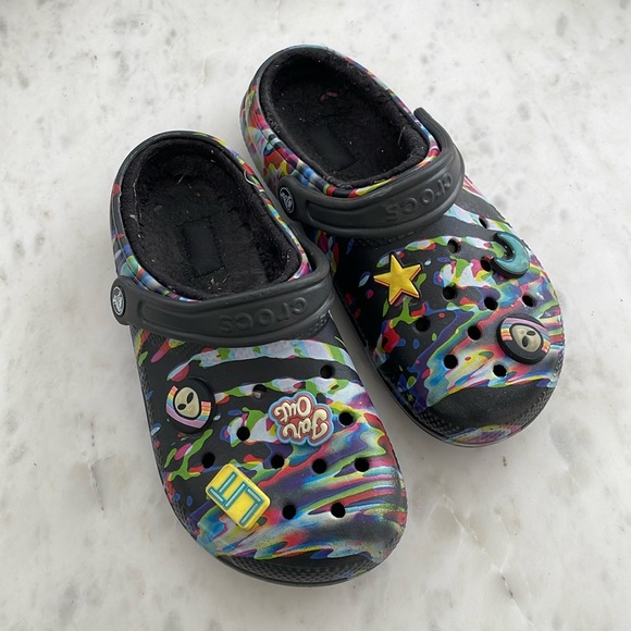 CROCS | Shoes | Crocs Unisex Classic Slip On Clogs Size M4w6 In Black ...